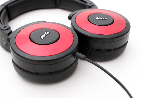 AKG K619 - 강력한 중저음의 프리미엄 DJ 헤드폰