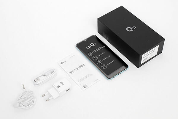 30만 원대에 대화면 풀비전과 트리플 카메라까지, LG Q51