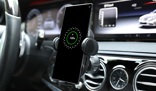 간편 자동 거치&초고속 무선 충전 '픽스 퀵 차량용 핸드폰 거치대 XM-703'